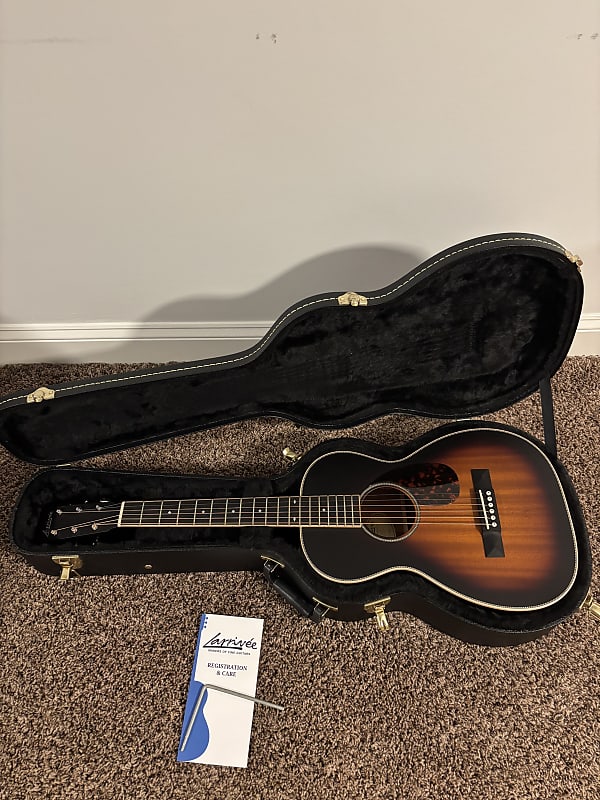 Larrivee 0-40 12 Fret Mahogany Parlor Sunburst Fingerstyle | Reverb