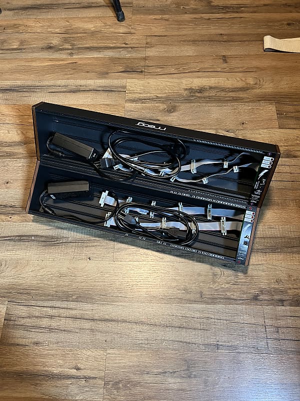 Moog 2 X 104hp case, plus 2 X Tiptop audio uzues 2020 Black | Reverb