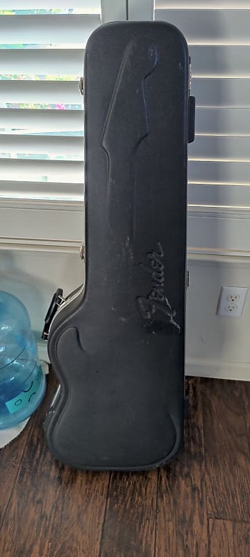 Fender Hardshell Molded Guitar Case 2000's - Black | Reverb
