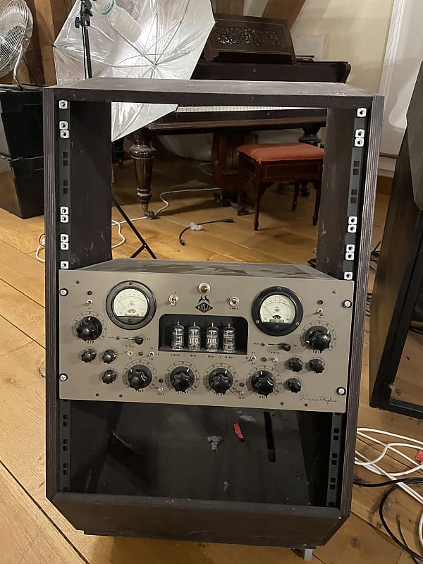 Hand made Black 19u racking Matt black | Reverb UK