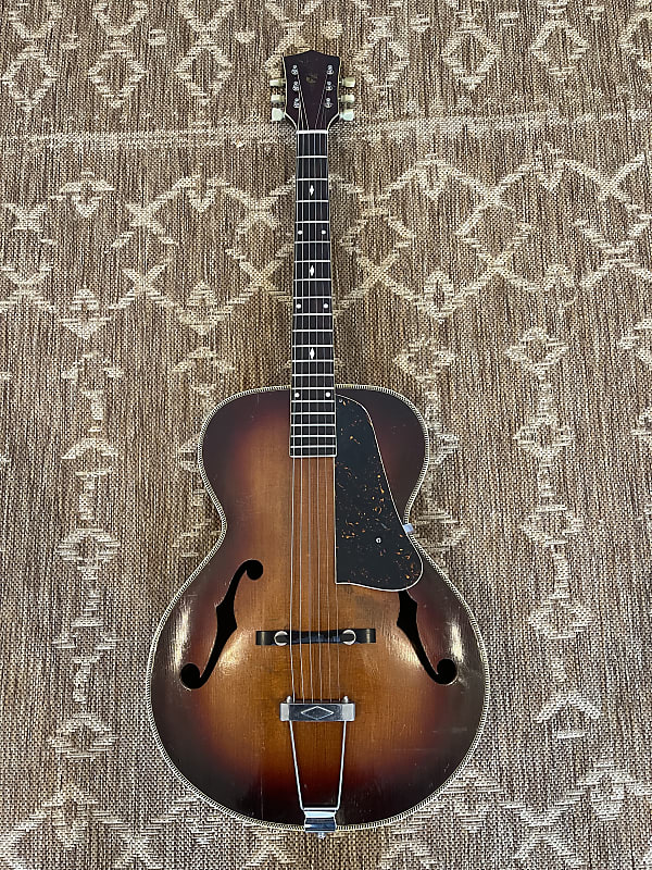 Silvertone Crest 1941 - Burst | Reverb