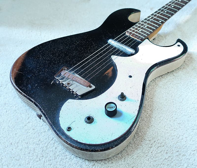 Vintage Silvertone 1448 (1962 - 1967) - Black Sparkle | Reverb
