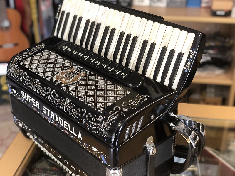 Stradella Super Stradella 120 | Reverb