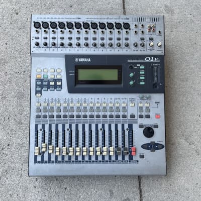 Yamaha 01v Mixer Digital Mixer 16 channel | Reverb