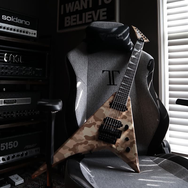 Jackson Concept Rhoads V 7-String w/ Upgrades & Case | Reverb