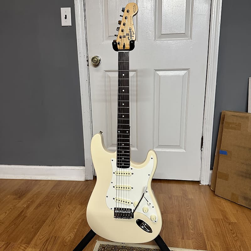 Squier Stratocaster Bullet Series 1995 | Reverb