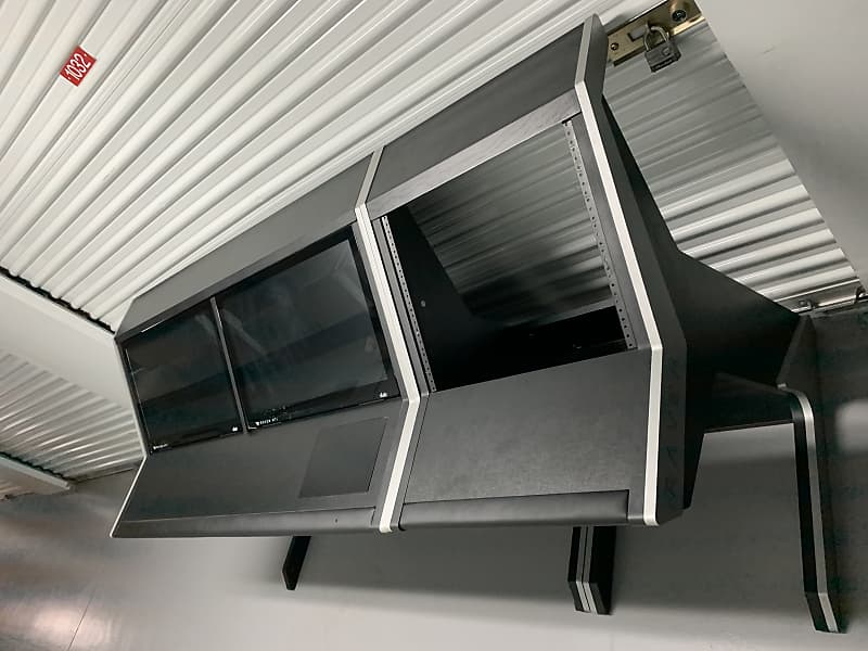 Slate Media Technology MTi Core Desk Raven MTi2 Core Monitors | Reverb