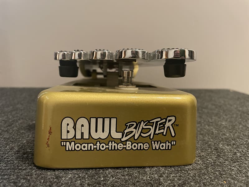 Snarling Dogs Bawl buster | Reverb