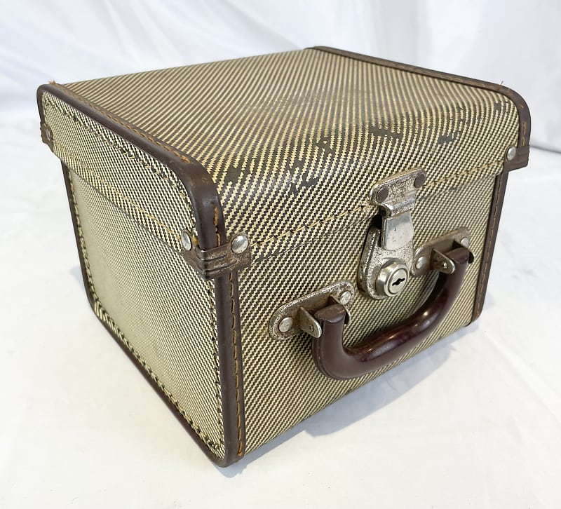 Beige Concertina Hard Case 7.5" x 7" x 5" (19cm x 17.5cm x | Reverb