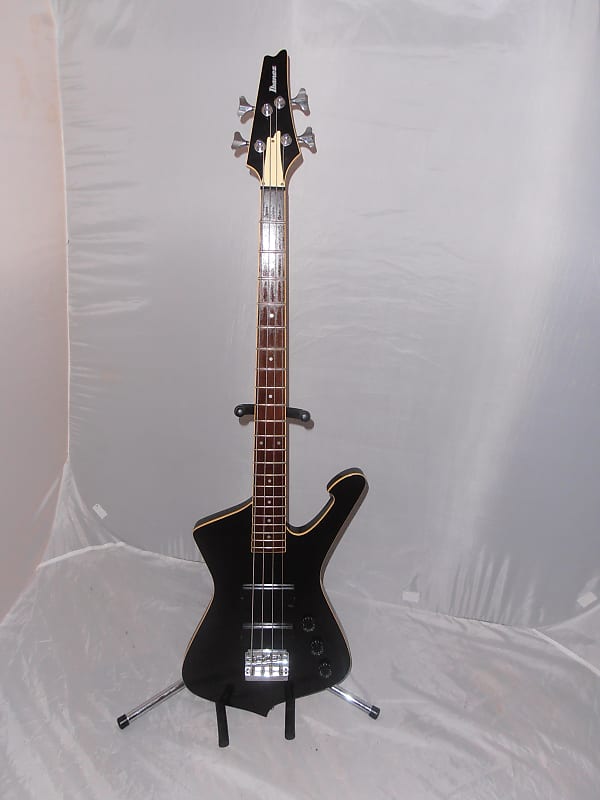 Ibanez ICB300 Iceman bass 1995, very cool! | Reverb Australia