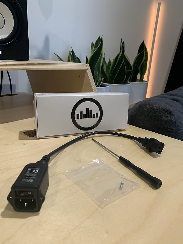 Temple Audio IEC MOD Filter AC Mains Pedal Board Micro Module | Reverb