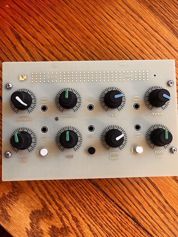 Lorre-Mill Comb Room | Reverb