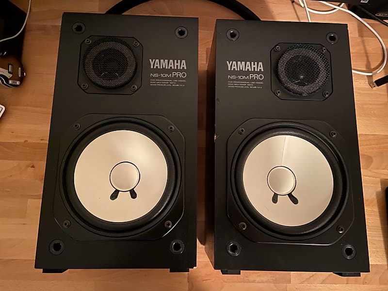 Yamaha NS-10M Studio Monitors incl Yamaha p2700 | Reverb Canada