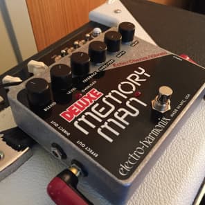 MN3005 Electro Harmonix Deluxe Memory Man 2007-2008 Black MN3005 Electro Harmonix Deluxe Memory Man 2007-2008 Black