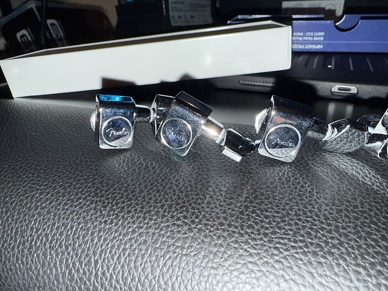 Fender American Pro Staggered Strat/Tele Tuning Machine Set | Reverb