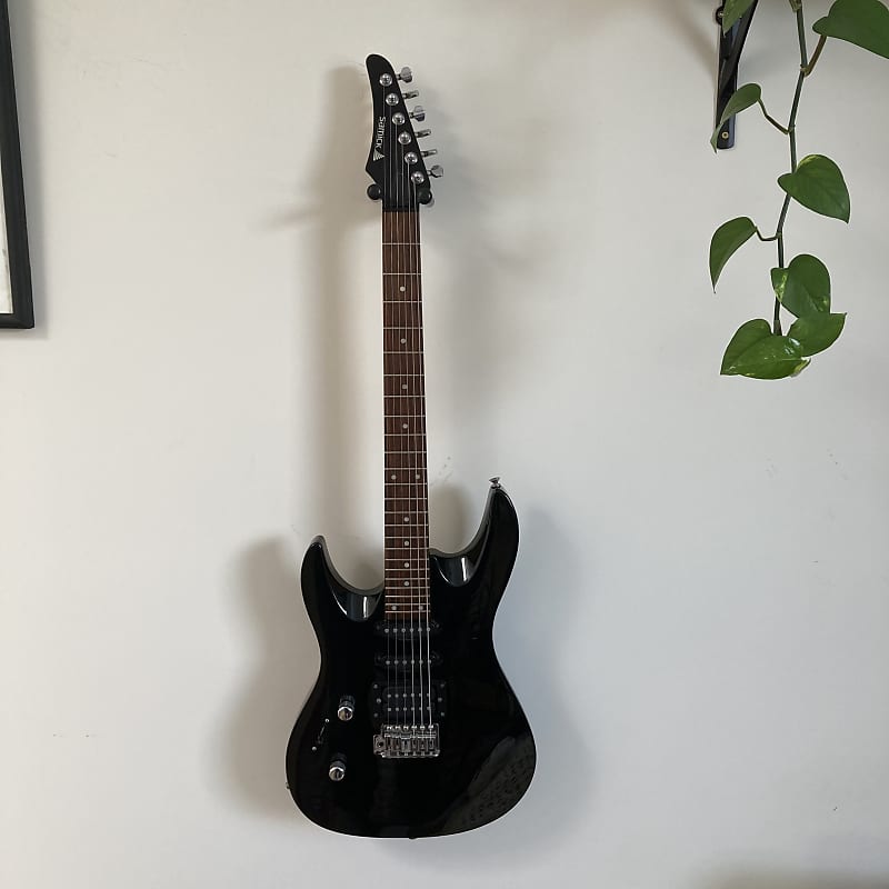 Samick - YV-560 - Left Handed - 90s Korean Spoon Cut | Reverb