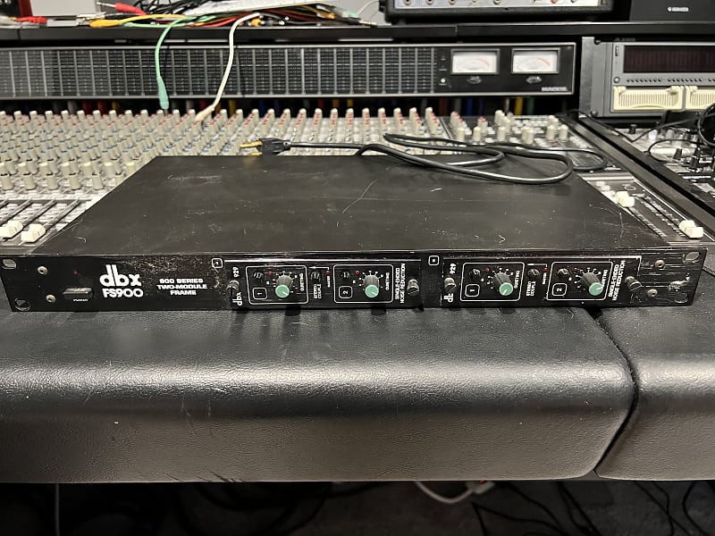 dbx FS900 + two 929 Noise Reduction modules | Reverb UK