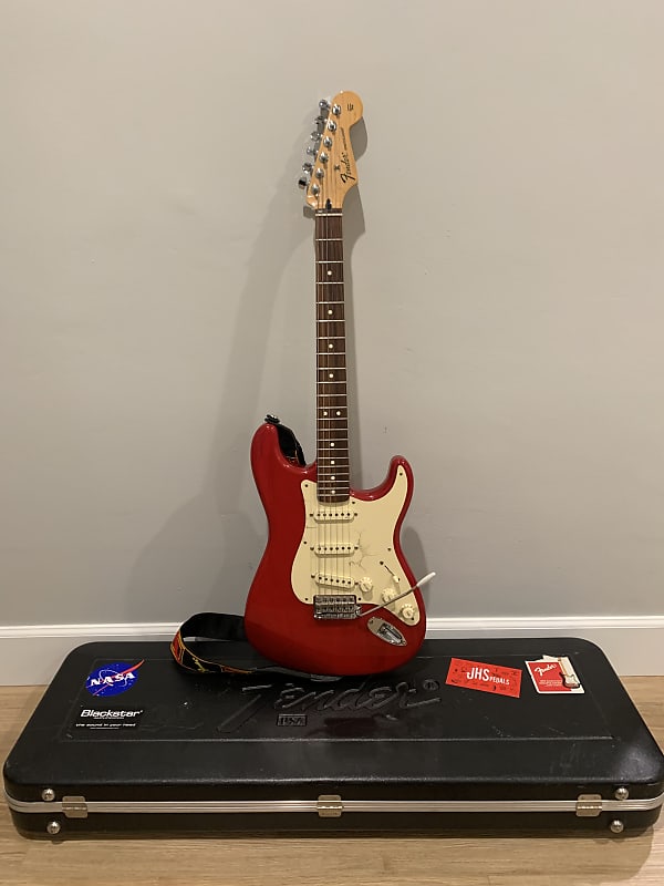 Fender Deluxe Players Stratocaster | Reverb
