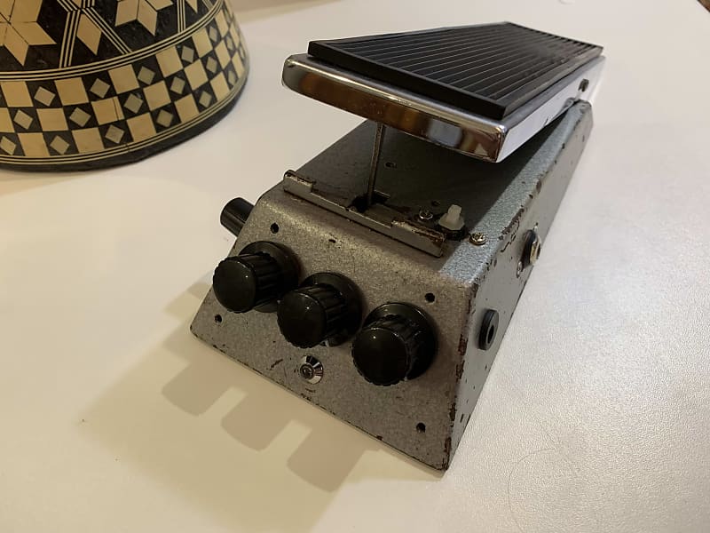 Oldmusic USSR "Vibrato" Fuzz Face 70s Hitachi SA17 NOS | Reverb