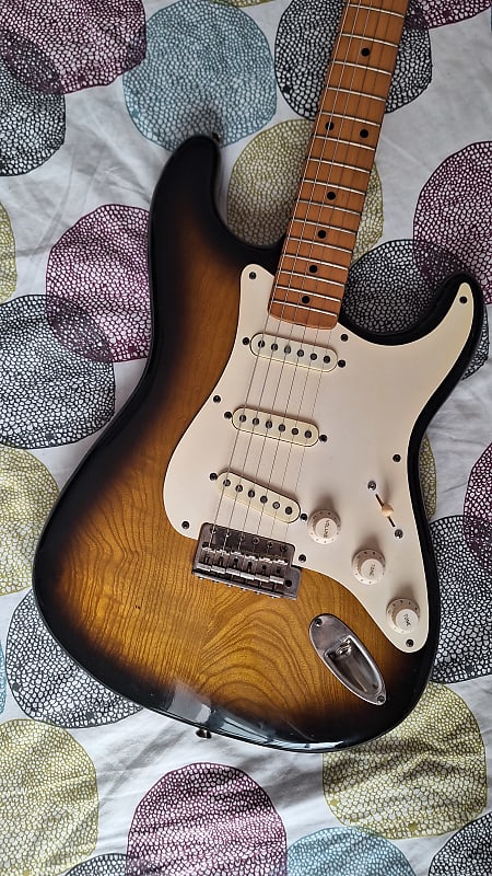 Greco Spacey Sound 1980 - 2 Tone Sunburst | Reverb