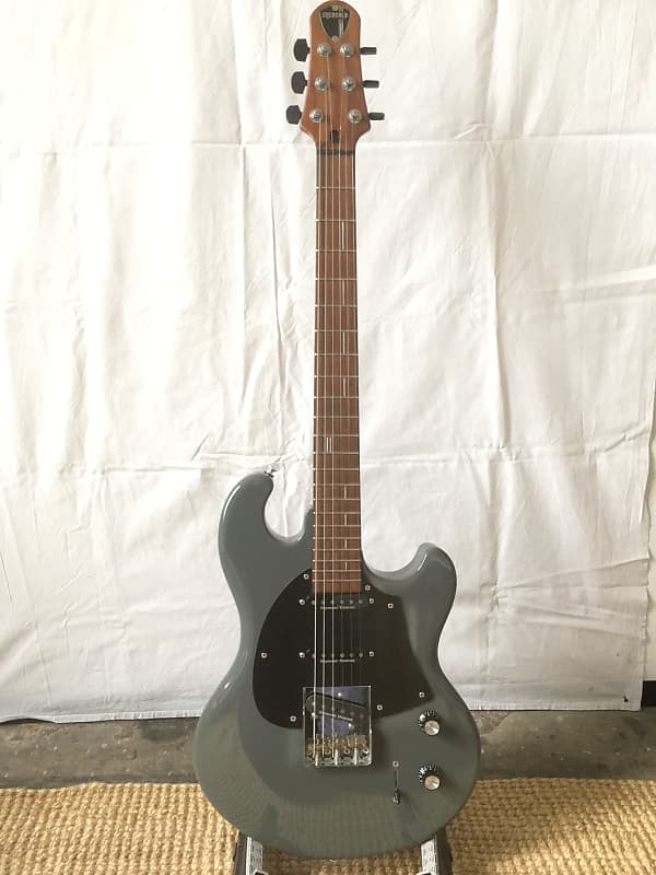 Shergold Masquerader SM-03 Battleship grey | Reverb UK
