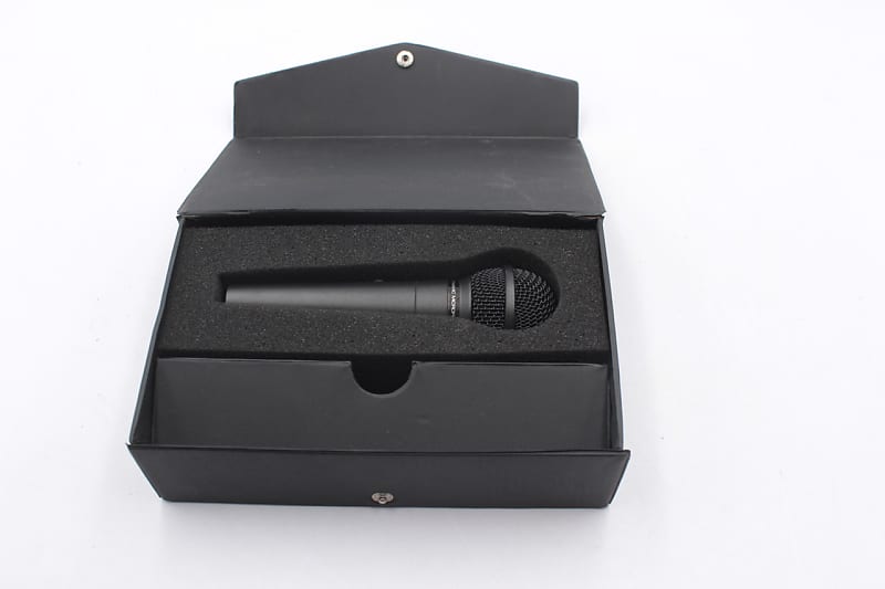 V-Tech VT-1030 Dynamic 600 Ohm Unidirectional Microphone | Reverb