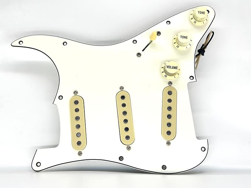 ST-50s Loaded Scratchplate | Reverb UK