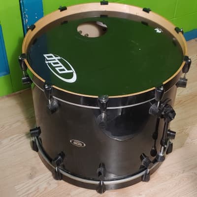 Local Kansas PDP 805 24" x 18" Birch Shell Bass Drum - Black | Reverb