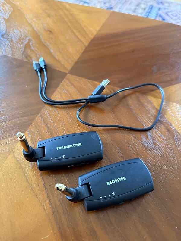 AmazonBasics Digital Wireless Guitar System | Reverb