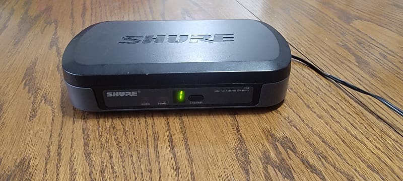 Shure PG4 Wireless Diversity Receiver | Reverb