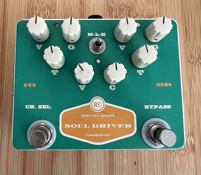 Robbie Calvo ‘Soul Driver’ Dual channel overdrive/compressor | Reverb