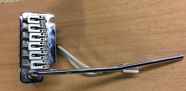 Line 6 Variax G1-1 Tremolo Bridge - Fast FREE Shipping! | Reverb