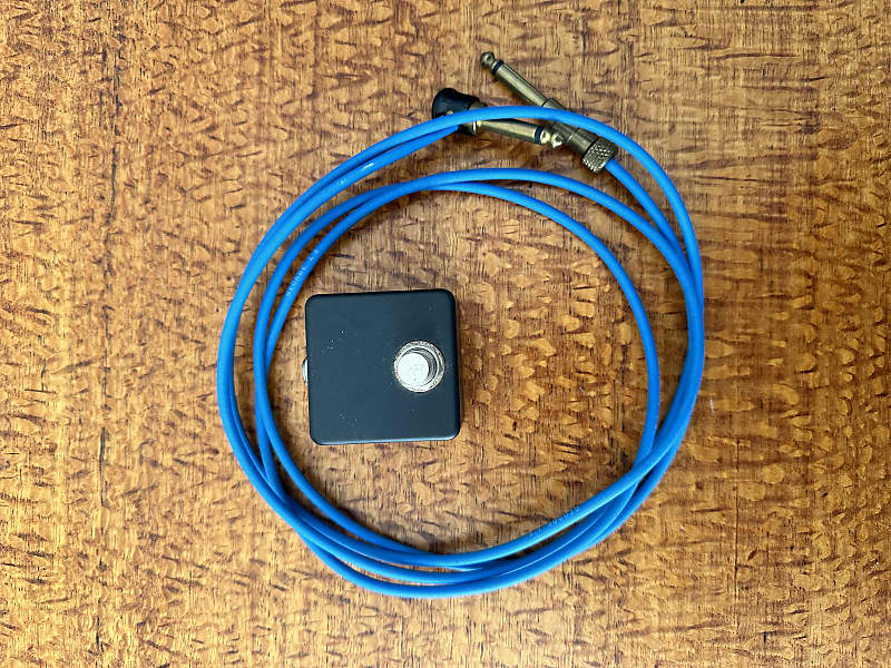 FX latching footswitch with George L cable | Reverb