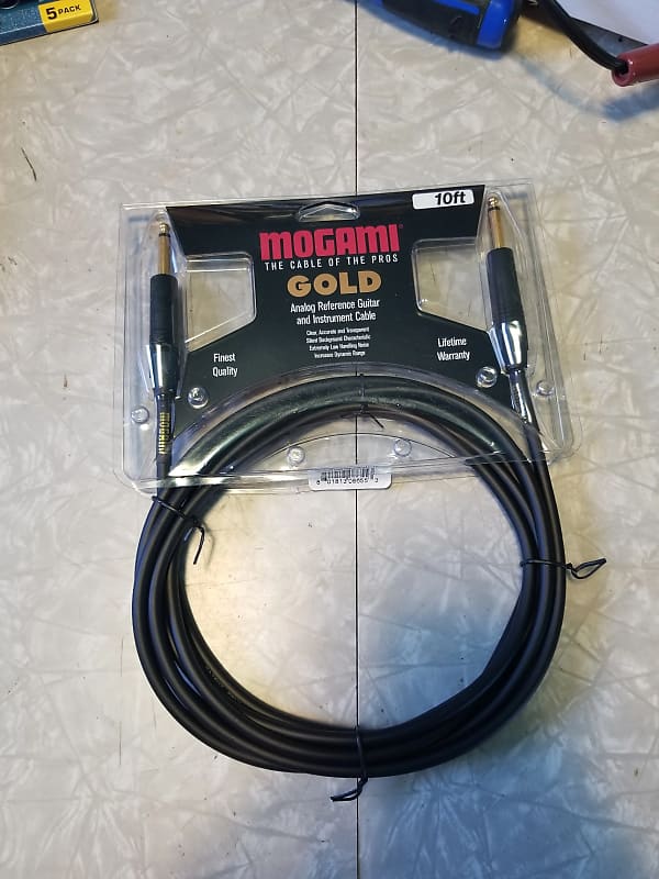 Mogami Gold 10' Instrument Cable | Reverb