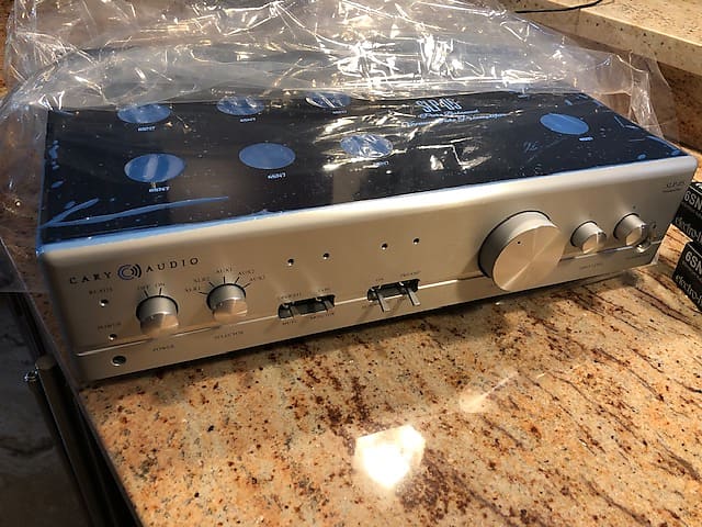 Cary Audio SLP-05 Tube Preamplifier with Cary Power Supply | Reverb