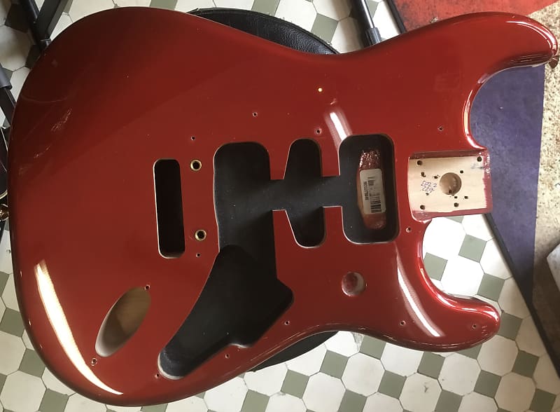 Fender DELUXE STRATO HSH ALDER BODY CAR | Reverb