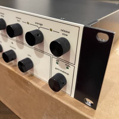 Weiss DS1-MK3 Digital mastering compressor/limiter/de-esser | Reverb