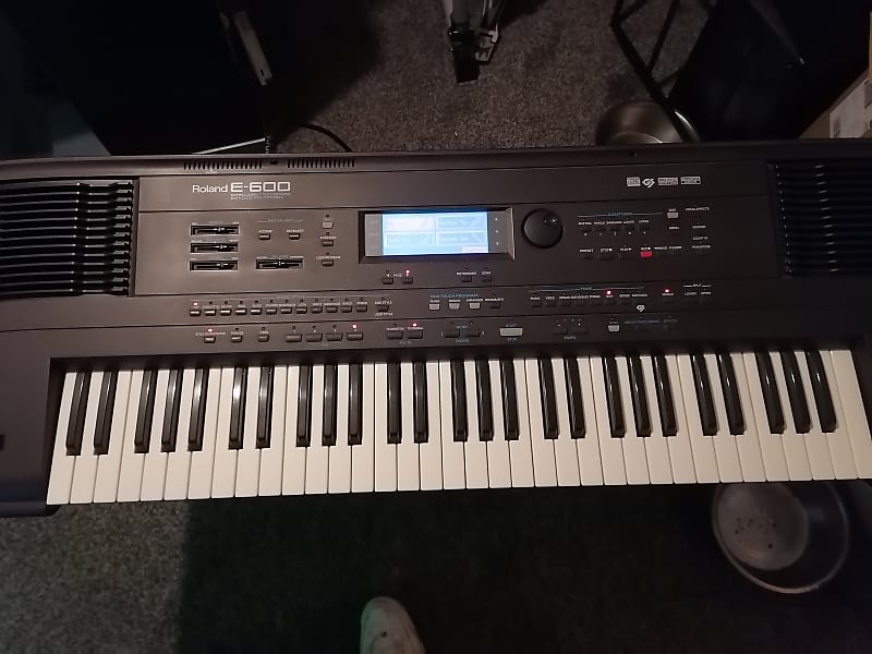 roland e600 1999 brown/black | Reverb