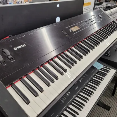 Yamaha S08 88-Key Synthesizer Black | Reverb