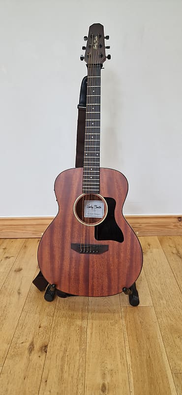 Harley Benton GS-Travel-E Mahogany - Natural Matt | Reverb UK