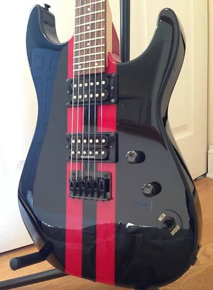 RARE Squier Rally Showmaster 2003 Black w/ Red stripe | Reverb
