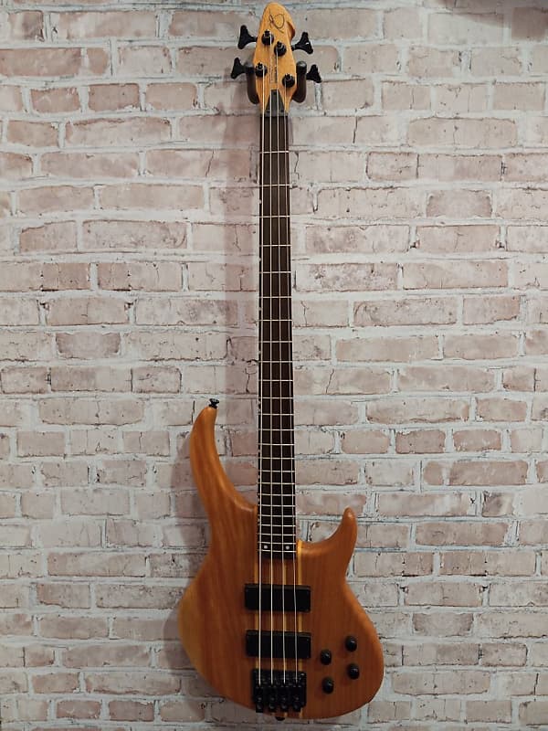 Peavey GRIND BXP Bass Guitar (San Antonio, TX) | Reverb