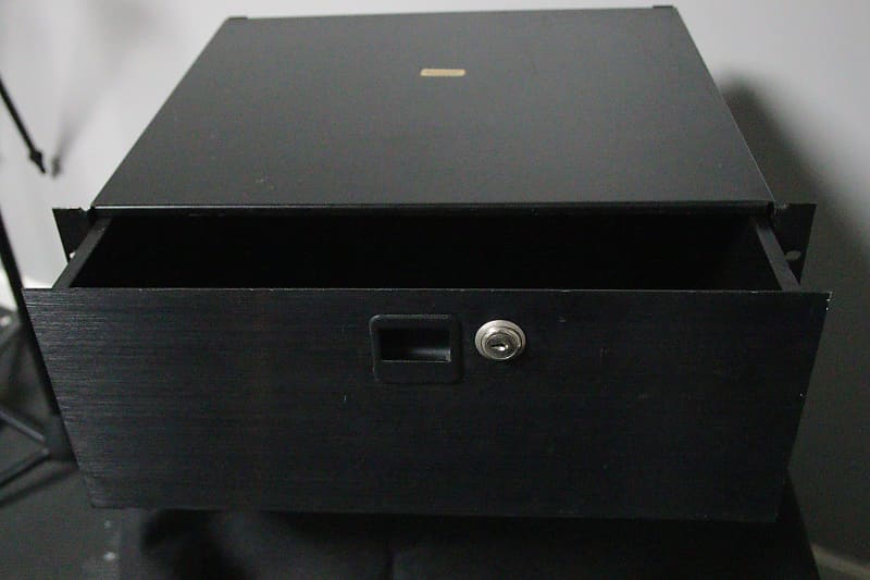 Middle Atlantic 3U Lockable Rackmount Sliding Drawer / | Reverb