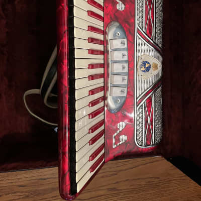 Universal ACCORDION 1970'S-1980'S - RED | Reverb