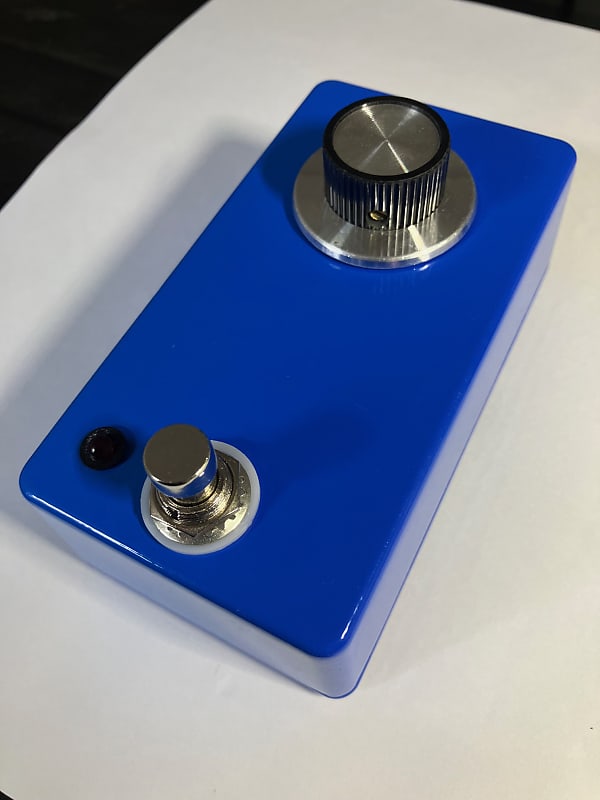 DIY One Knob Fuzz Box with NOS transistors - Blue | Reverb Malta