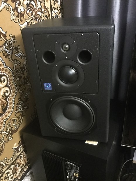 Quested V3110 (pair used) Black | Reverb