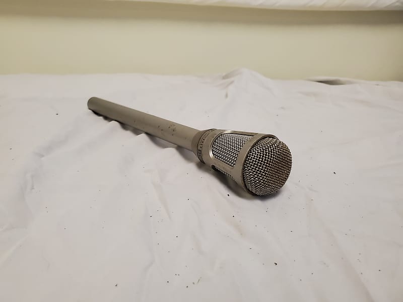 VINTAGE SHURE SM82 UNIDIRECTIONAL VOCAL STUDIO BROADCAST | Reverb