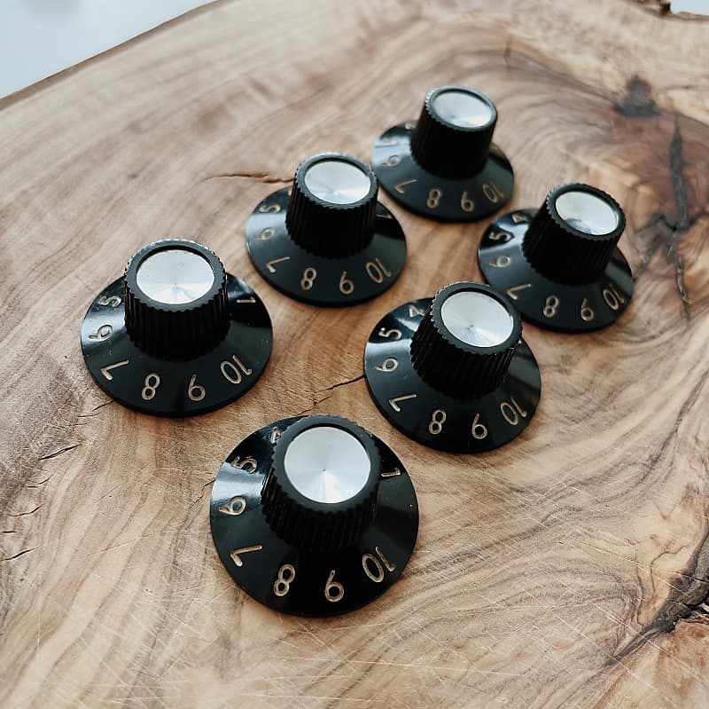 Fender Skirted Amp Knobs Vintage 1970s Silverface (Set of 6) | Reverb