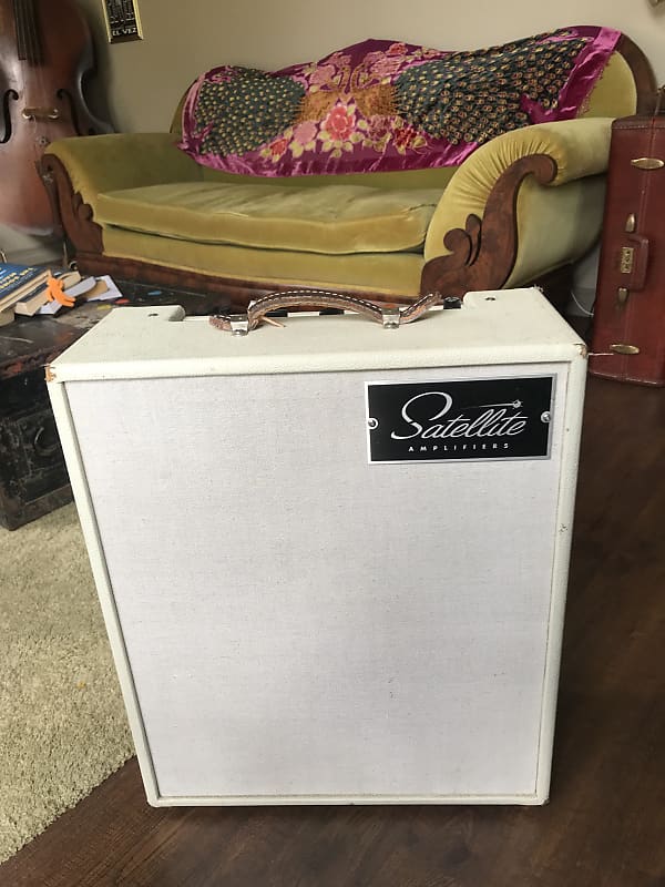 Satellite Guitar Amp Custom 2017 - White Vinyls | Reverb