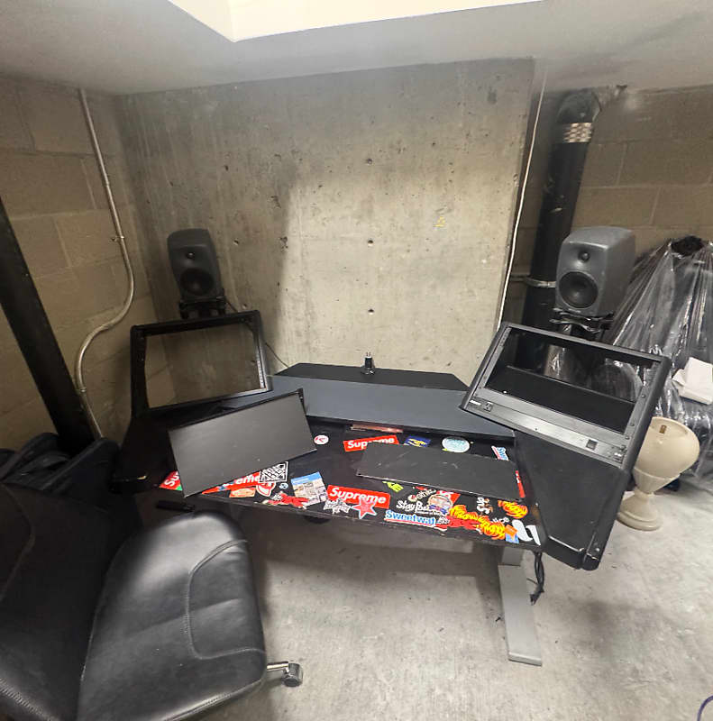 Argosy Halo Plus (Studio Desk) | Reverb